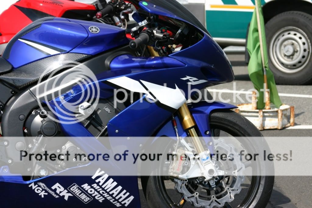 YAMAHA Font | Yamaha R1 Forum: YZF-R1 Forums