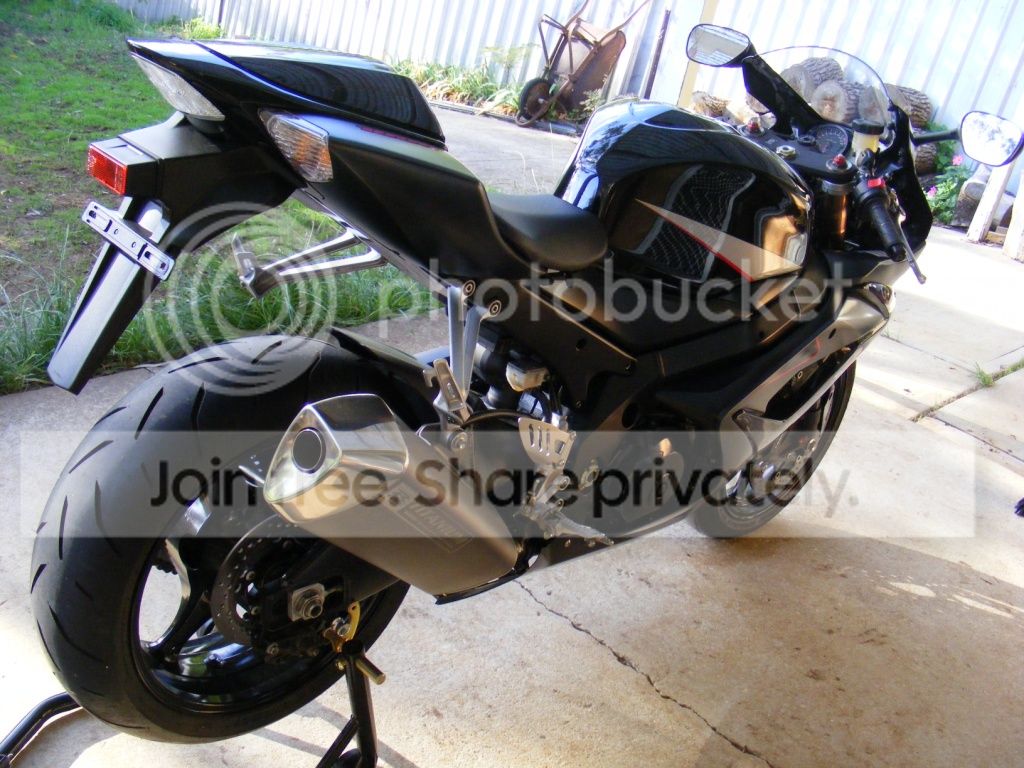 You're going to be mad....I've bought a Gixxer | Yamaha R1 Forum: YZF ...